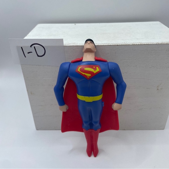DC Comics | Toys | Mcdonald Dc Comics Superman Action Figure Toy Cake ...
